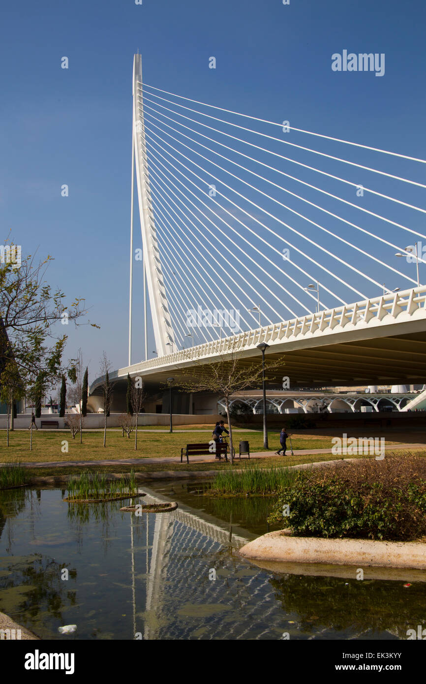 Suspension Bridge, Valencia, Spain Stock Photo - Alamy