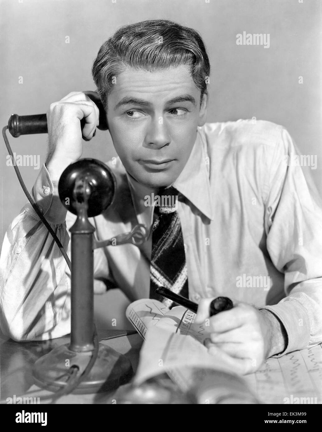 Paul Muni, on-set of the Film "Hi, Nellie!", 1934 Stock Photo - Alamy