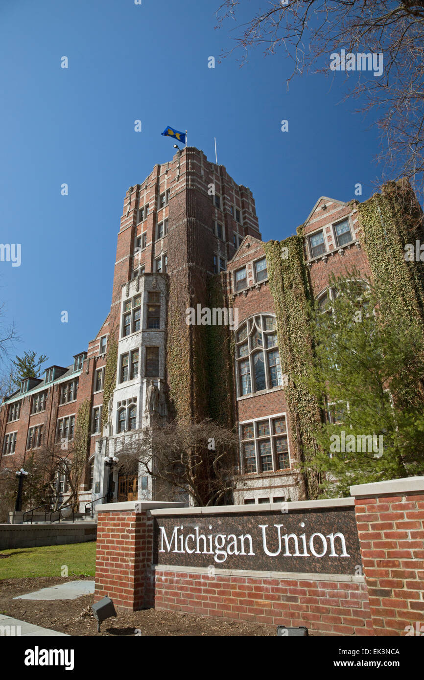 University of michigan campus union hi-res stock photography and images ...