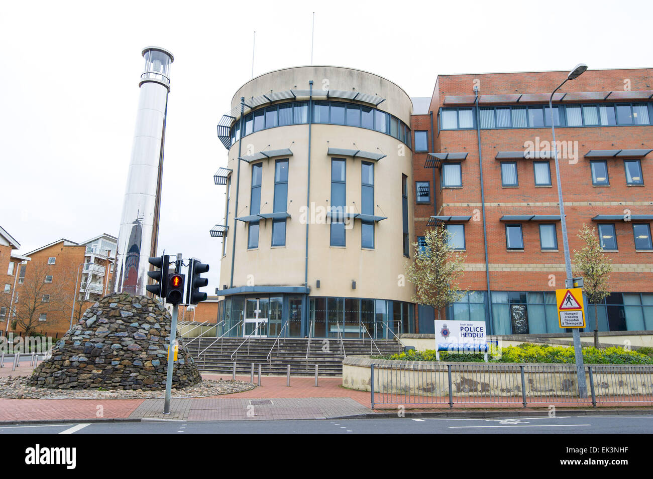 Cardiff bay police station hi-res stock photography and images - Alamy