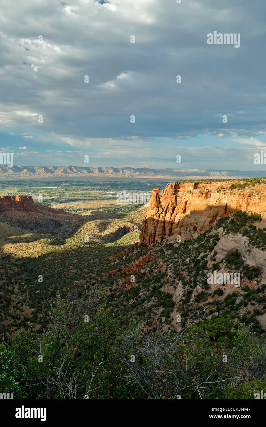 Sandstone monuments and formations, Colorado National Monument, Grand ...