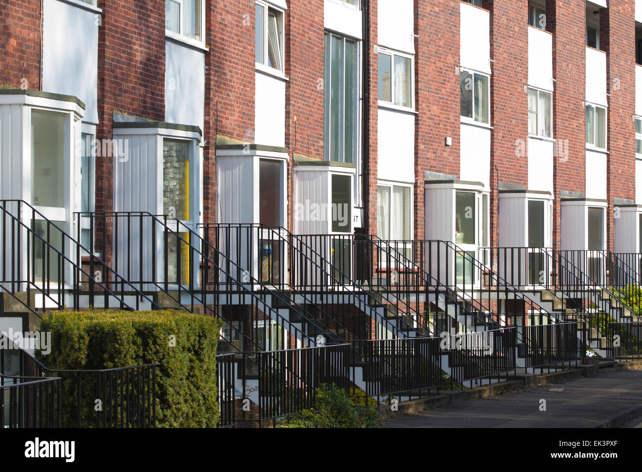 Suburban Terraced Housing High Resolution Stock Photography and Images ...