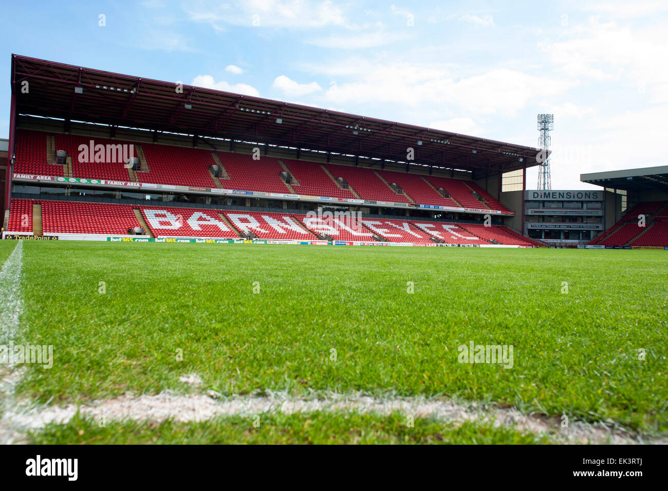 Barnsley fc hi-res stock photography and images - Alamy