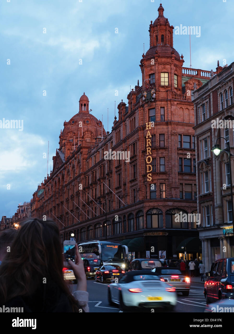 Harrods photograph hi-res stock photography and images - Alamy