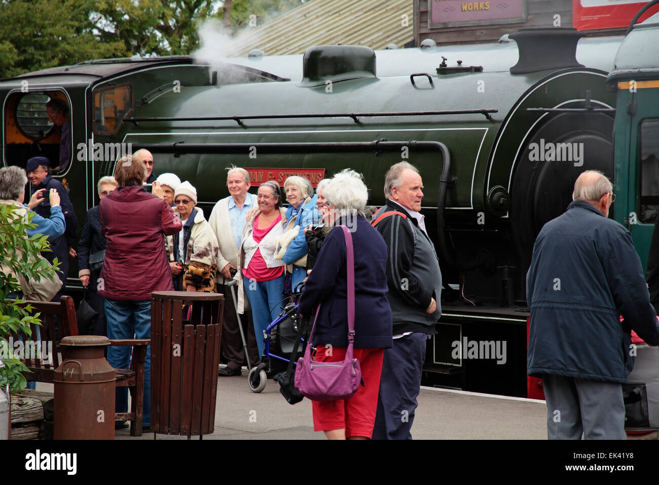 Tenterden railway hi-res stock photography and images - Alamy