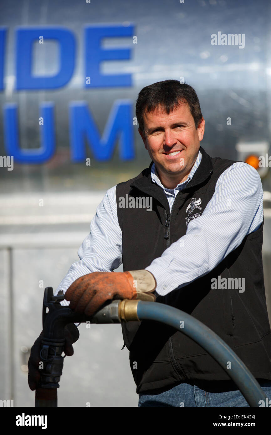 Alaska fuel truck hi-res stock photography and images - Alamy