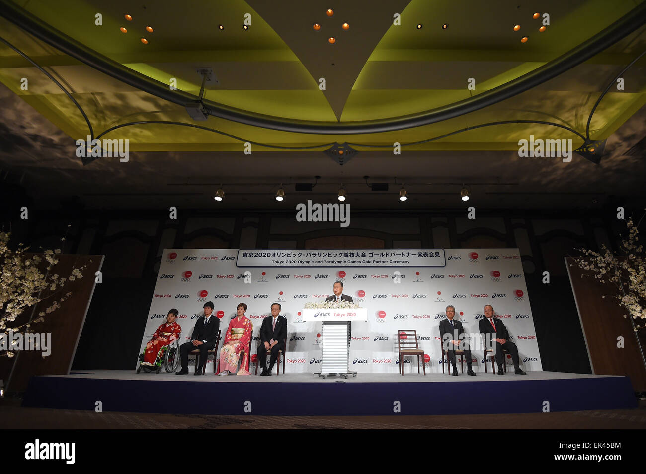 (L-R) Haruka Kitaura, Yoshihide Kiryu, Kasumi Ishikawa, Motoi Oyama ...