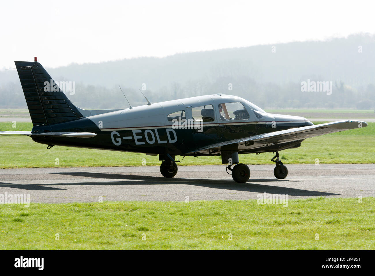 Piper pa28 hi-res stock photography and images - Alamy