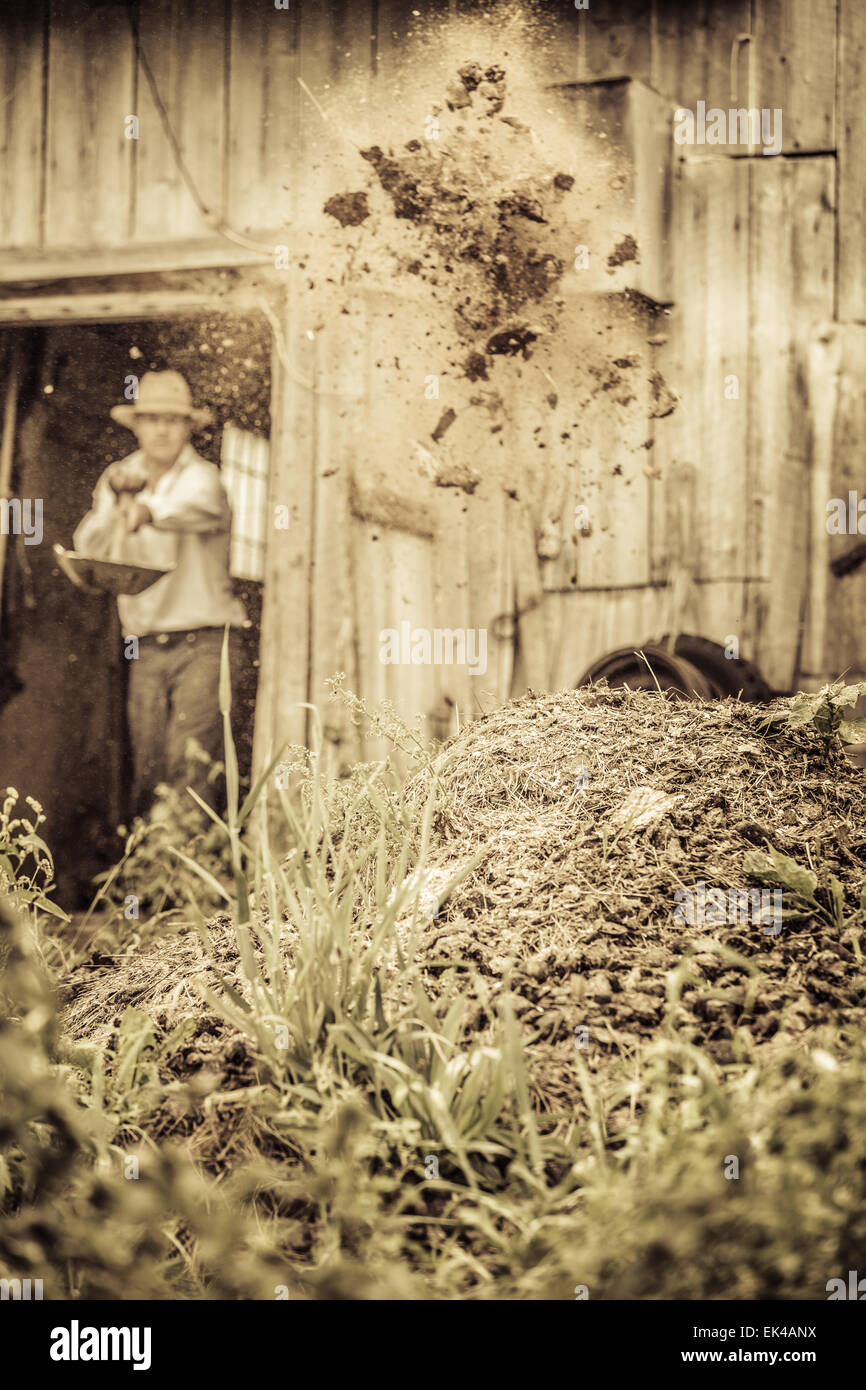 Shoveling horse manure hi-res stock photography and images - Alamy