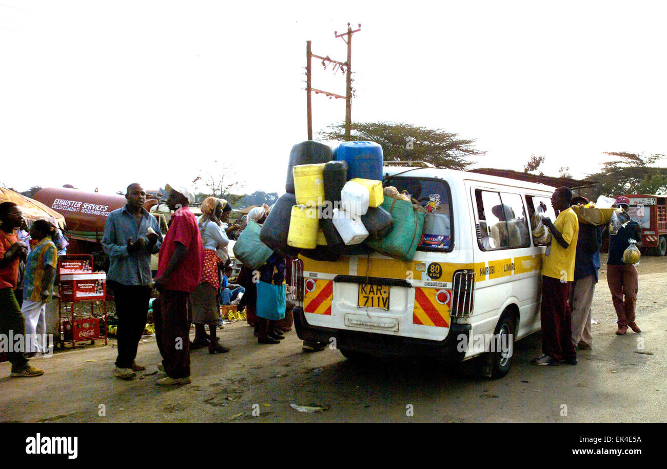 Loaded bus africa hi-res stock photography and images - Alamy