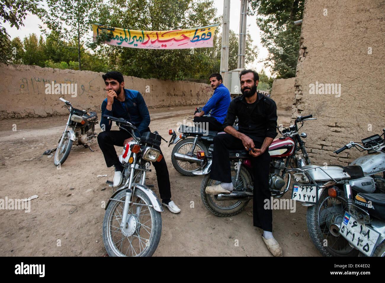 Middle east villagers High Resolution Stock Photography and Images - Alamy