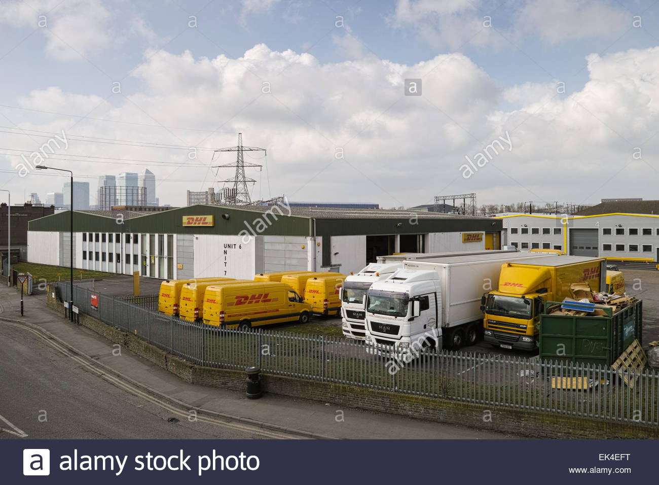 Dhl London High Resolution Stock Photography and Images - Alamy
