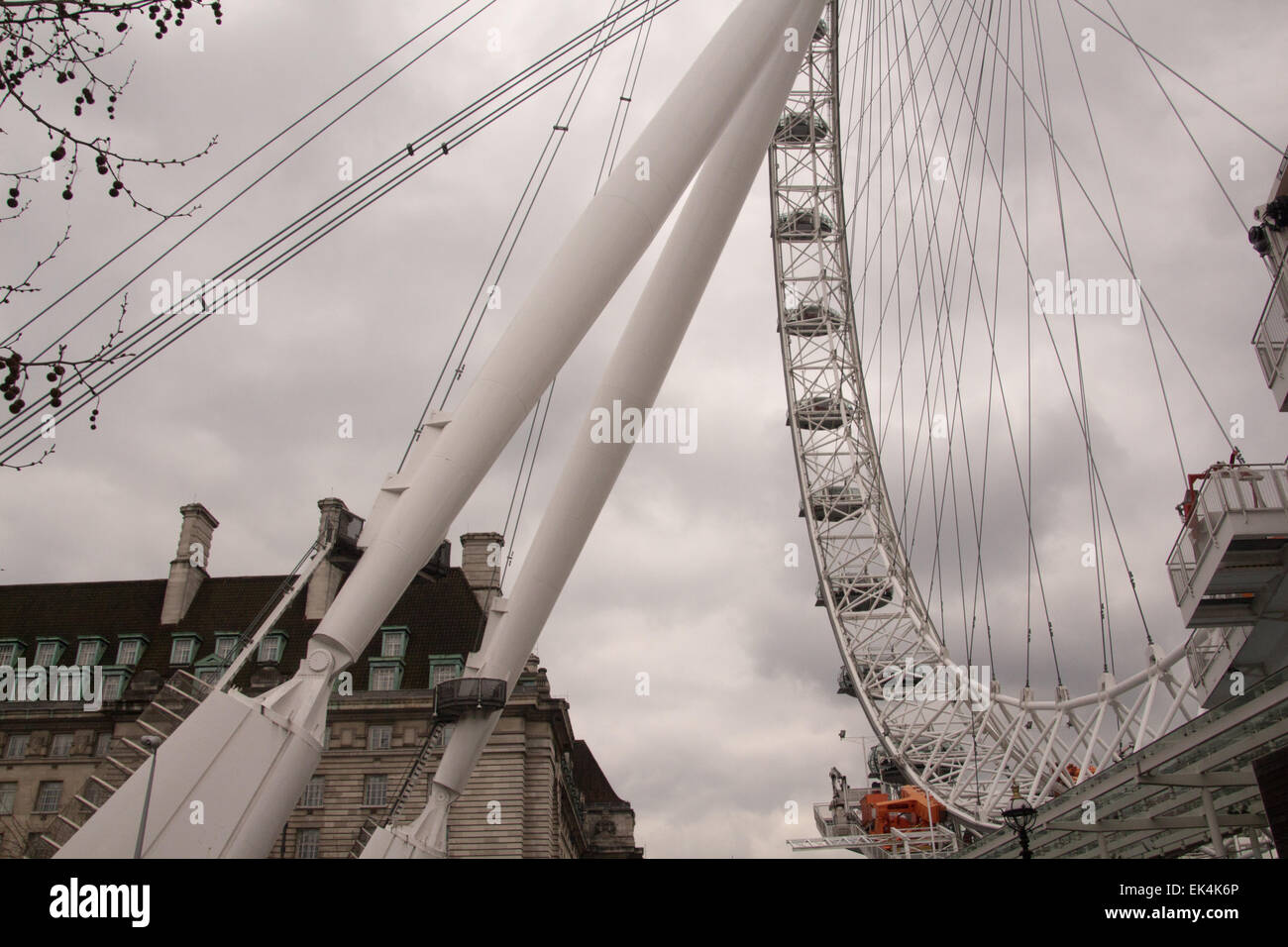 View of the London Eye showing the supporting structure and passenger ...