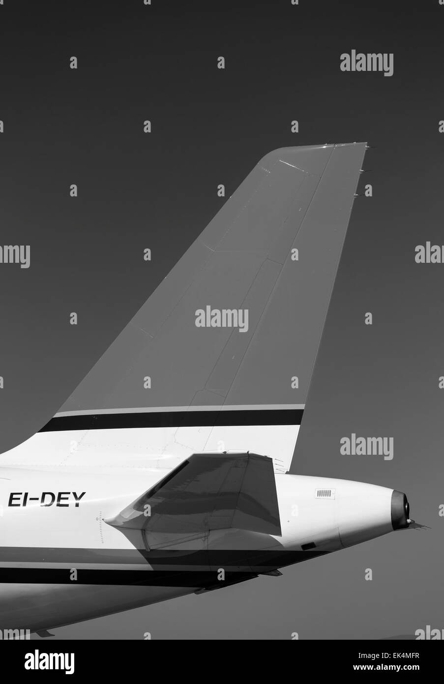 Airplane tailplane Black and White Stock Photos & Images - Alamy