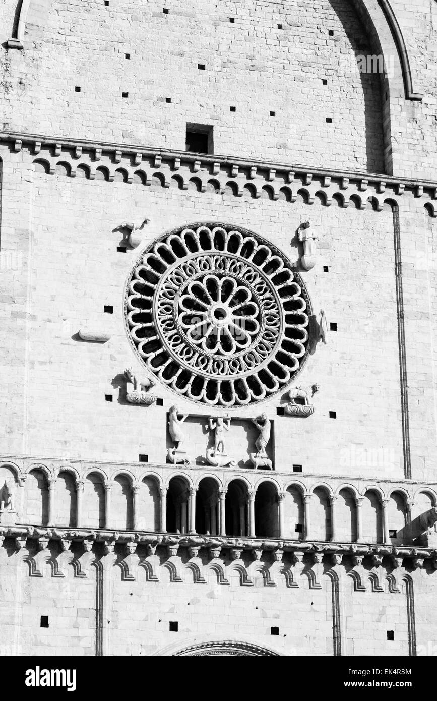 Cathedral of saint rufinus hi-res stock photography and images - Alamy