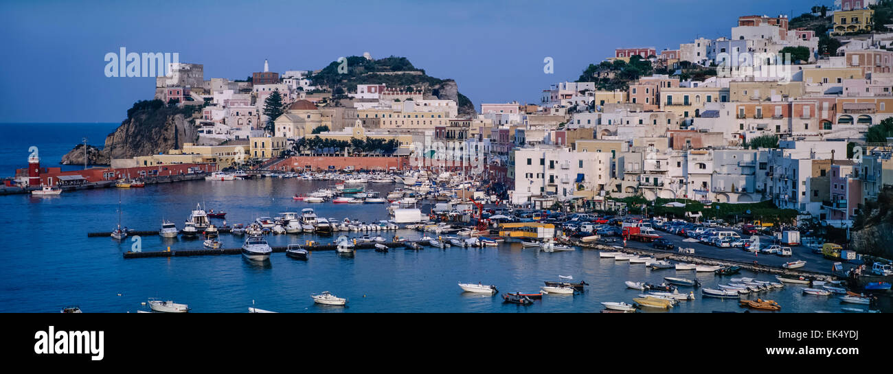 Ponza building hi-res stock photography and images - Alamy