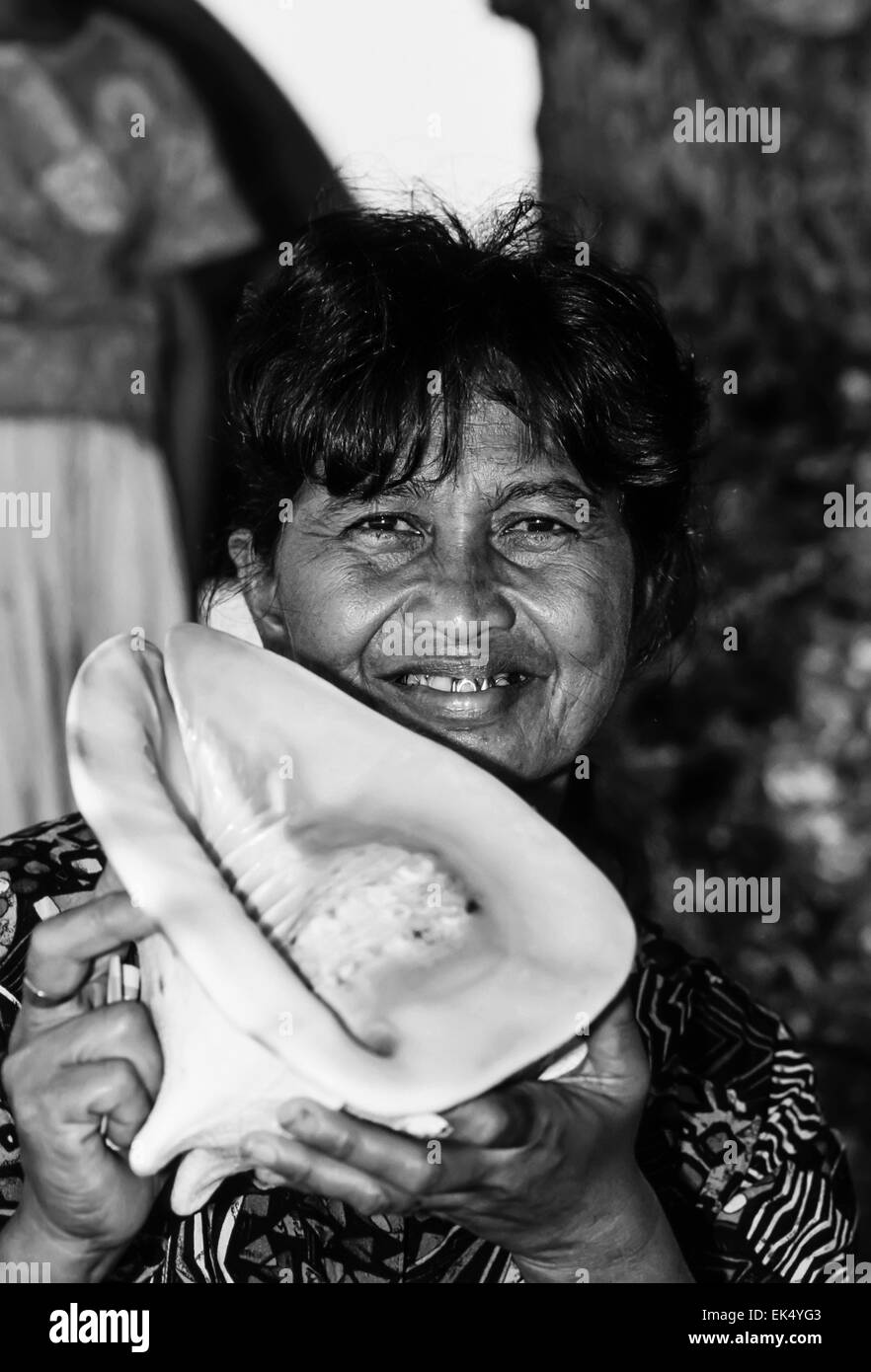 Fiji Islands, seashell for sale in a local market Stock Photo - Alamy