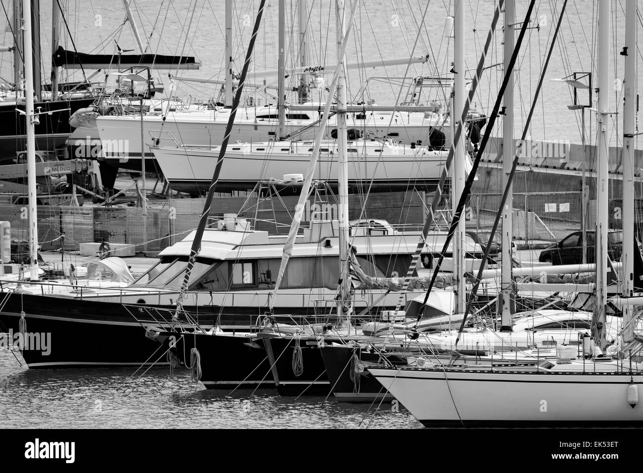 Sea sicily sailboat Black and White Stock Photos & Images - Alamy
