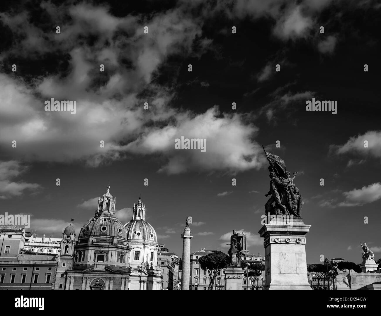 Italy, Rome, monuments and churches in the Roman Forum Stock Photo - Alamy
