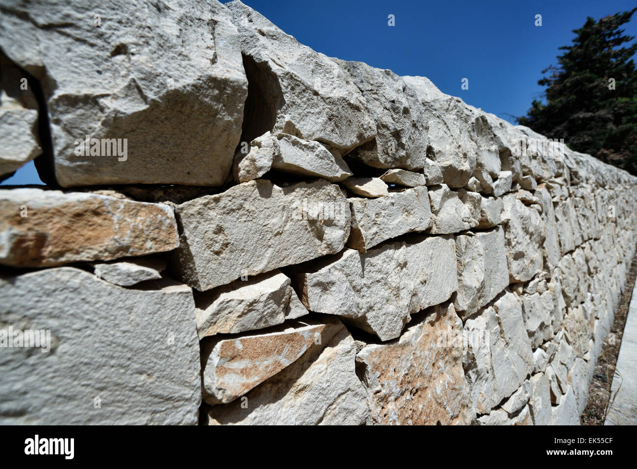 Italy, Sicily, countryside, typical hand made sicilian stone wall Stock ...
