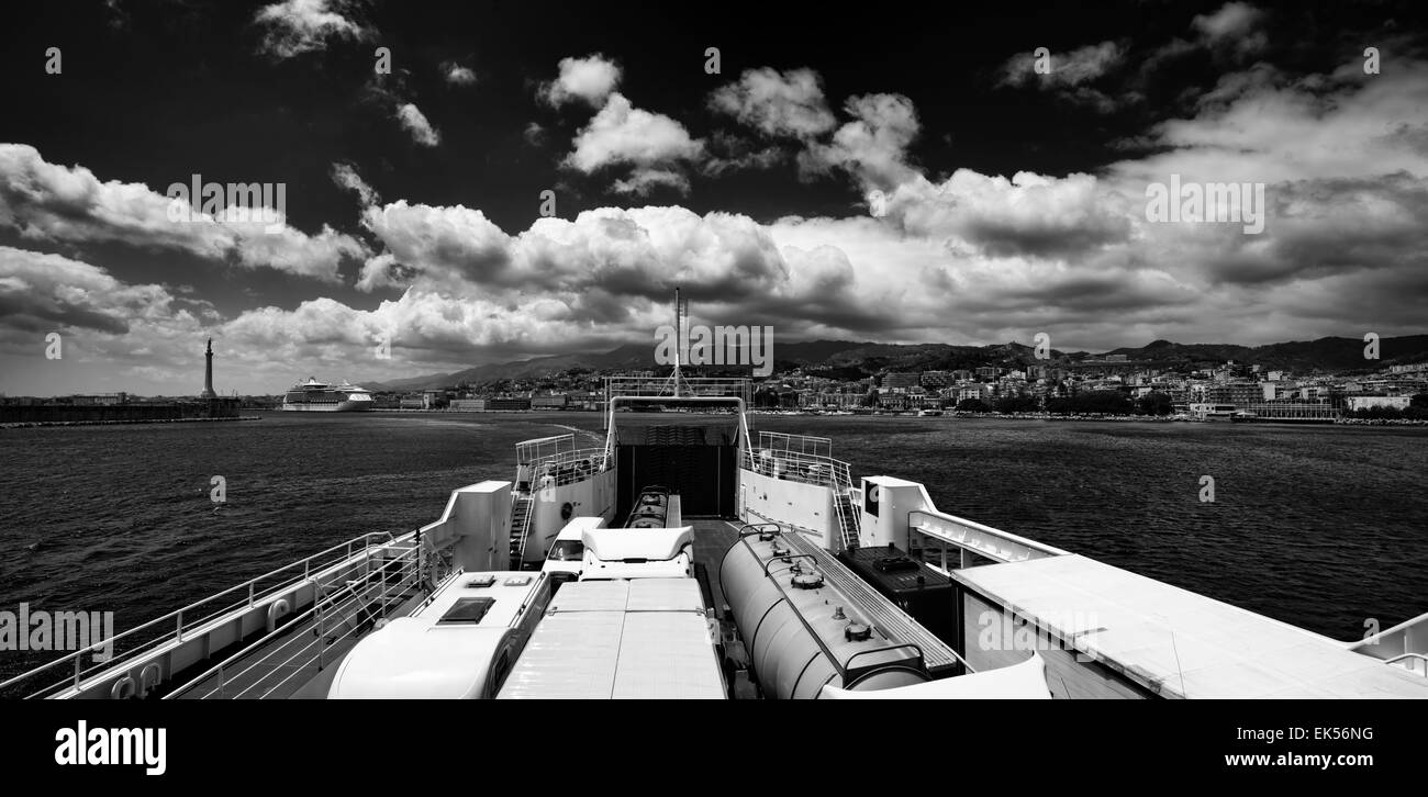 Italy, Sicily, Sicily channel, view of the sicilian coastline and ...