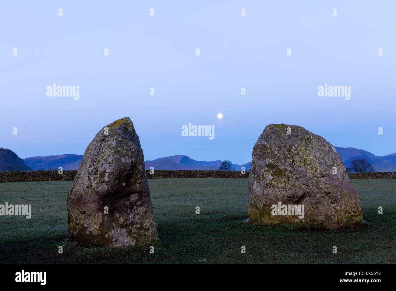 Circle of the moon hi-res stock photography and images - Alamy