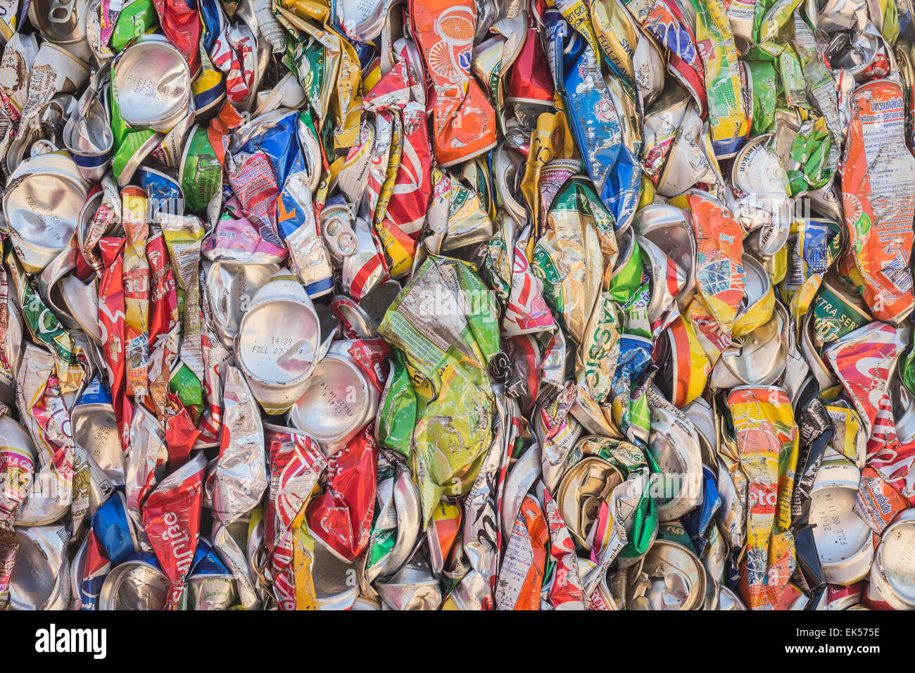 Empty beer cans in trash hi-res stock photography and images - Alamy