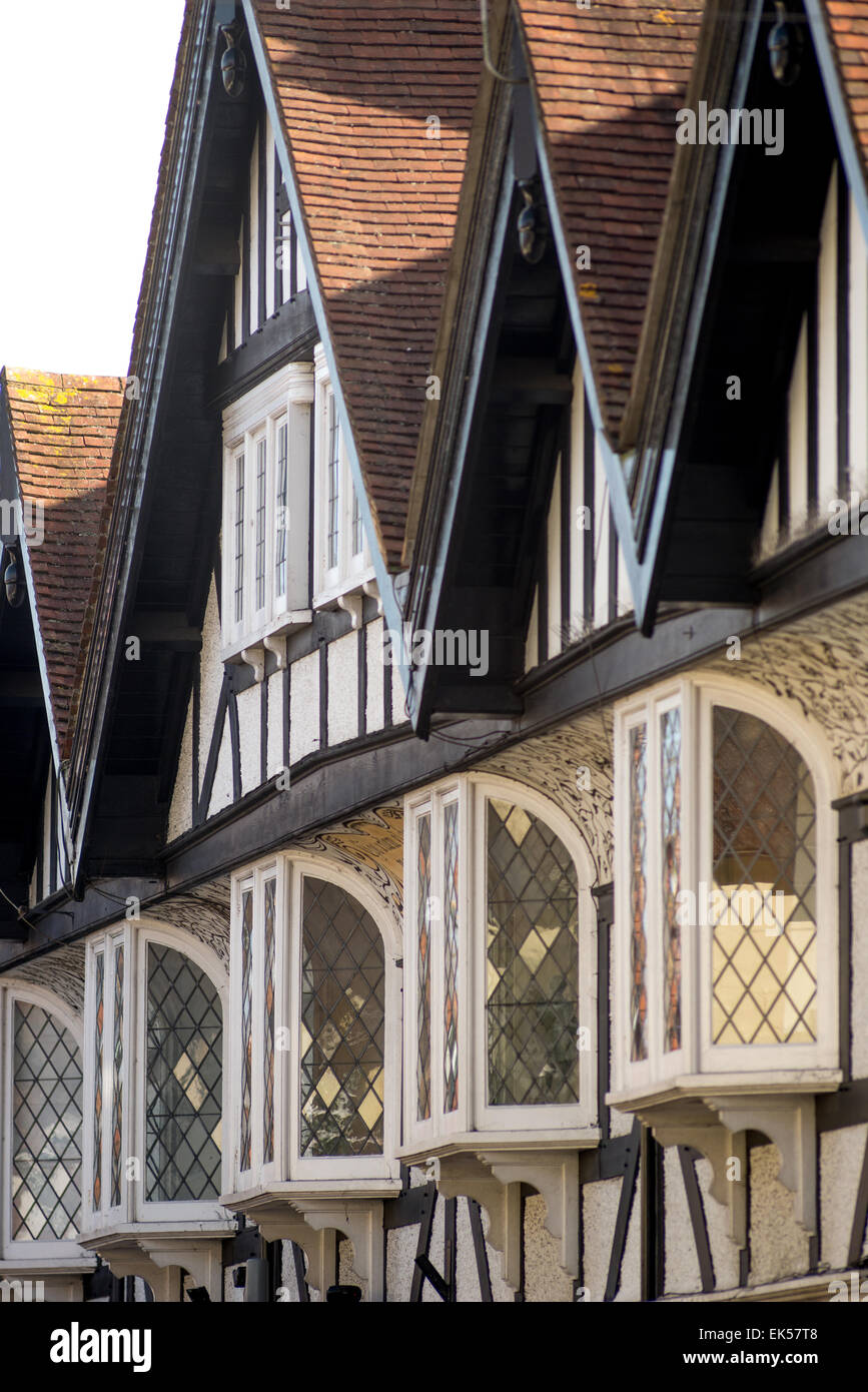 Tudor gables hi-res stock photography and images - Alamy