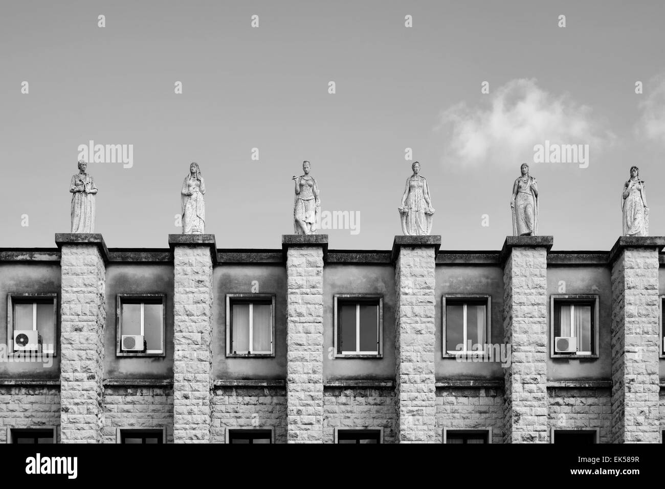 Mussolini fascist architecture Black and White Stock Photos & Images ...
