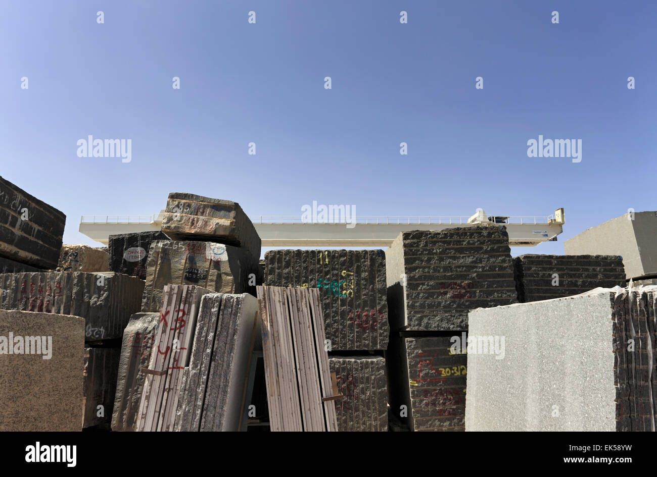 Italy, marble cutting factory - industrial Stock Photo - Alamy