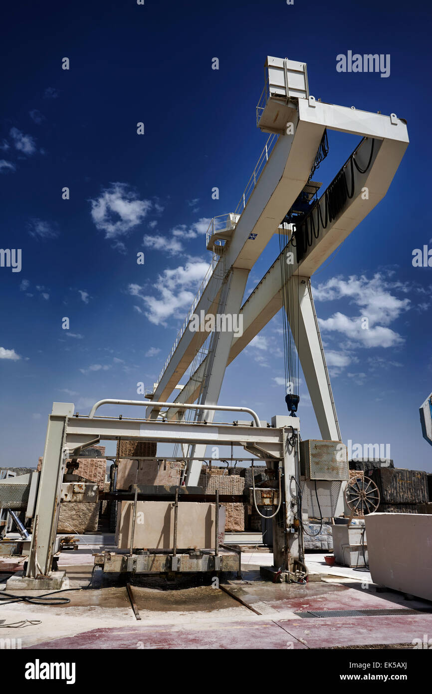 Italy, marble cutting factory - industrial Stock Photo - Alamy