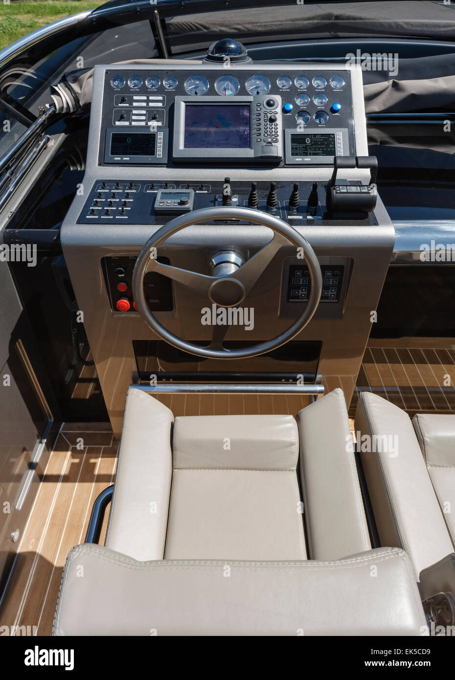 Italy, luxuty yacht, cockpit, driving consolle closeup Stock Photo - Alamy