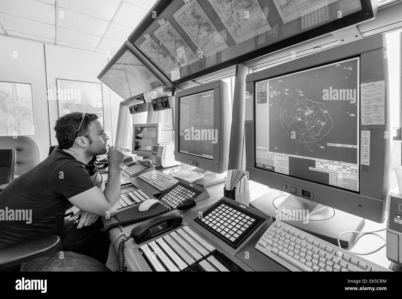 Air Traffic Controller Black and White Stock Photos & Images - Alamy