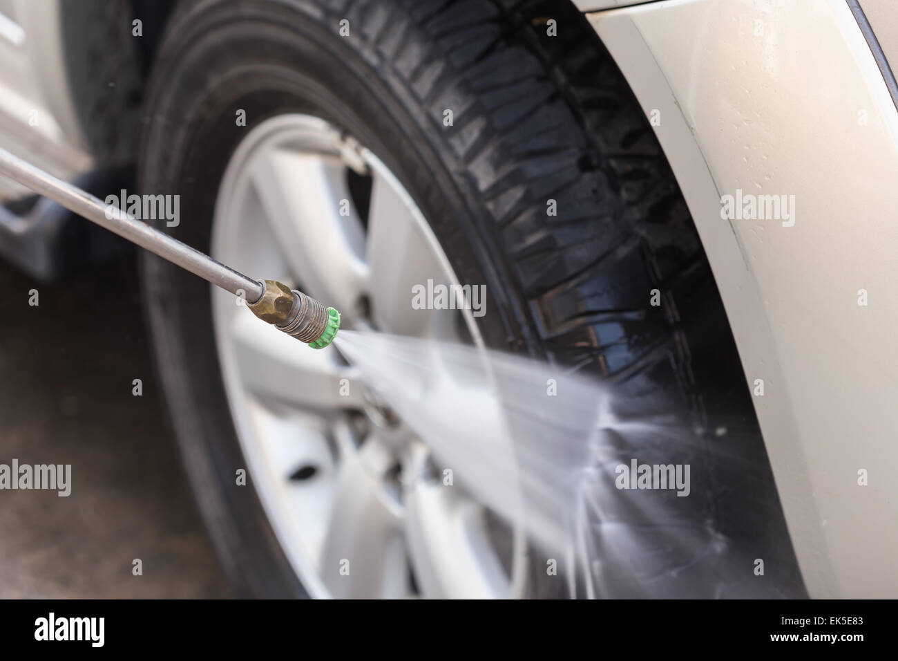 High pressure water jet hi-res stock photography and images - Alamy