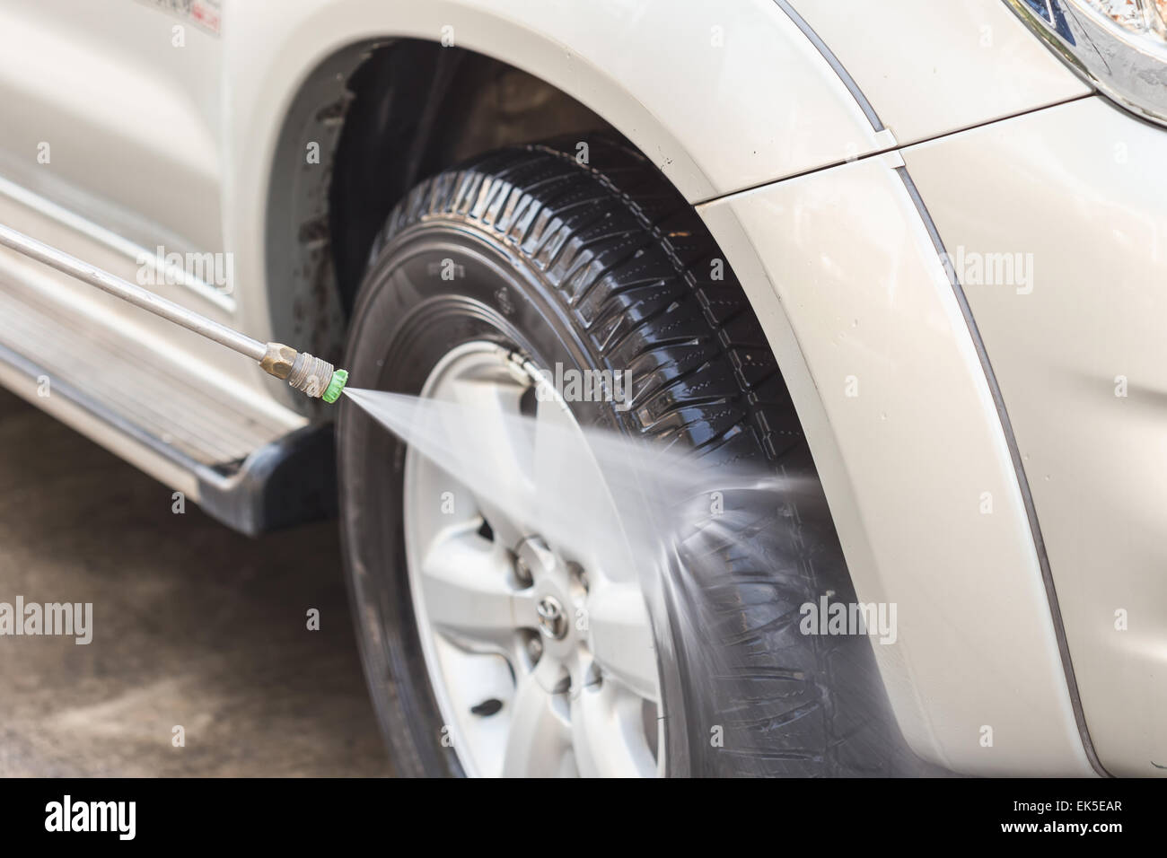 High pressure water jet hi-res stock photography and images - Alamy