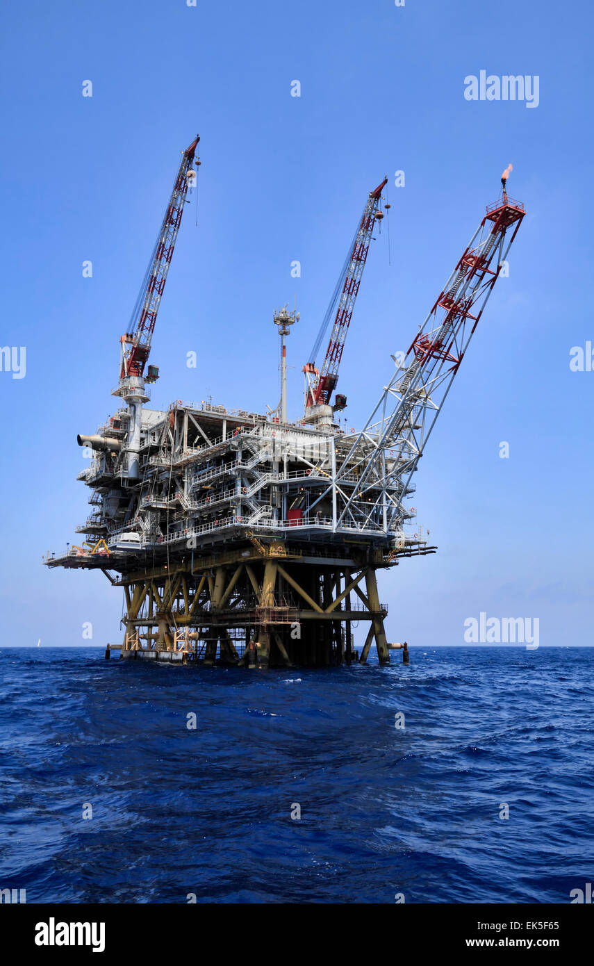 Italy, Sicily, Mediterranean Sea, Sicily Channel, offshore oil platform ...