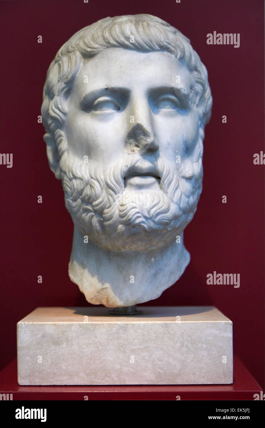 Italy, Rome, Massimo Palace, roman statue Stock Photo - Alamy