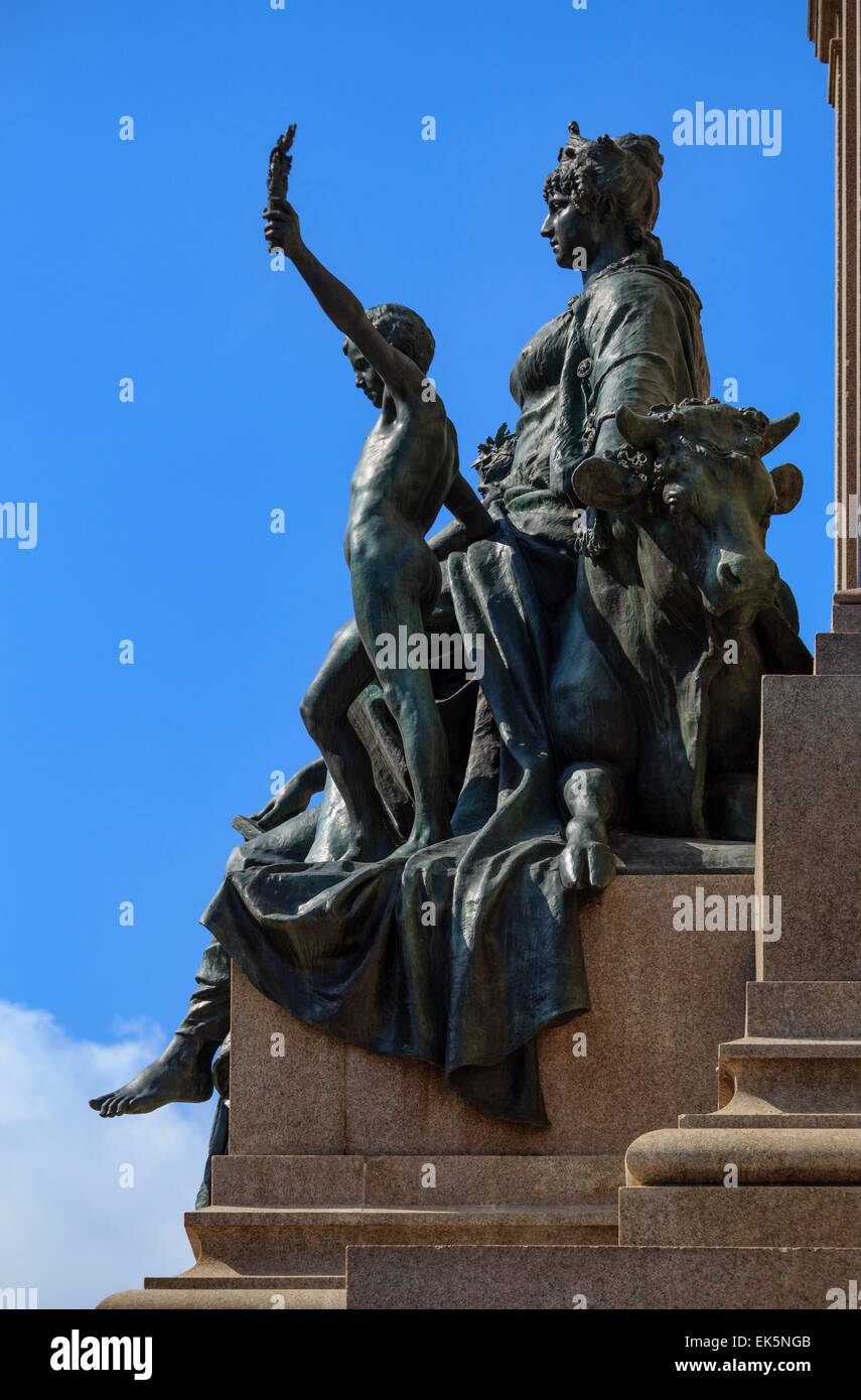 Italy, Rome, bronze statue Stock Photo - Alamy