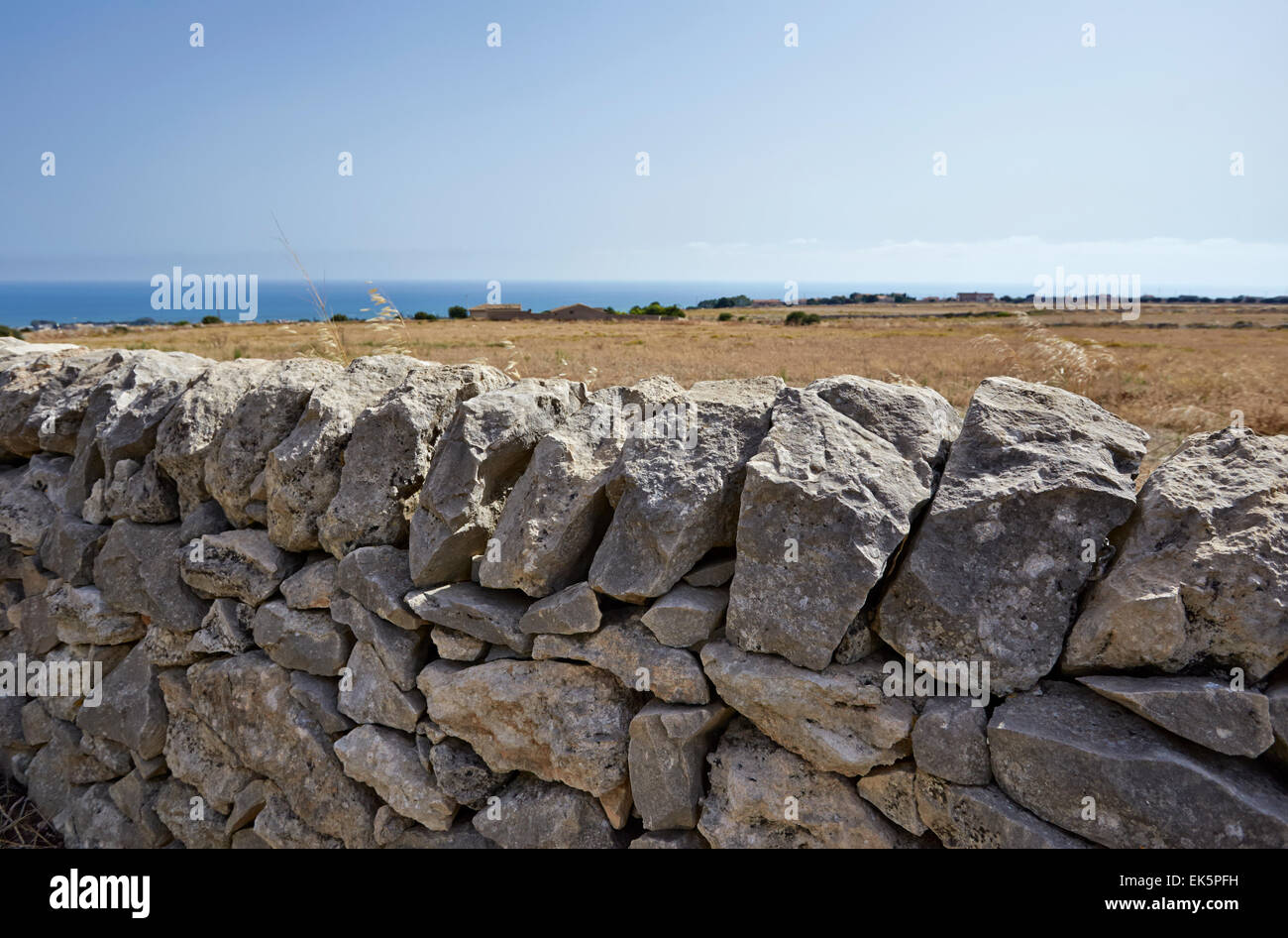 Italy, Sicily, countryside, typical hand made sicilian stone wall and ...