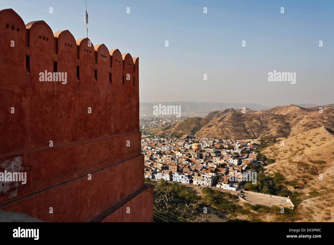 India, Rajasthan, Jaipur, panoramic view of the city from the Sun ...
