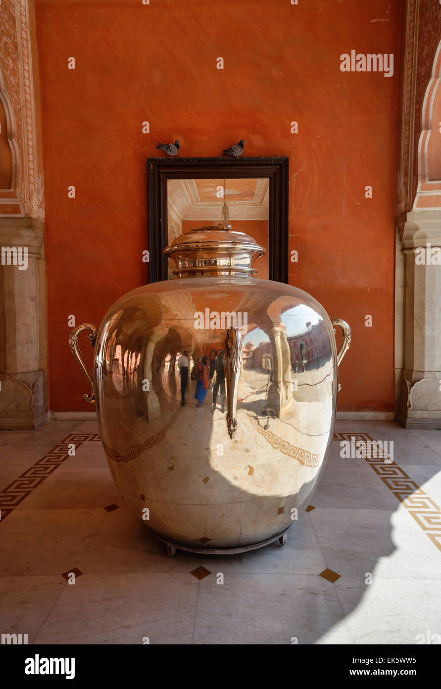 1729 To 1732 High Resolution Stock Photography and Images - Alamy