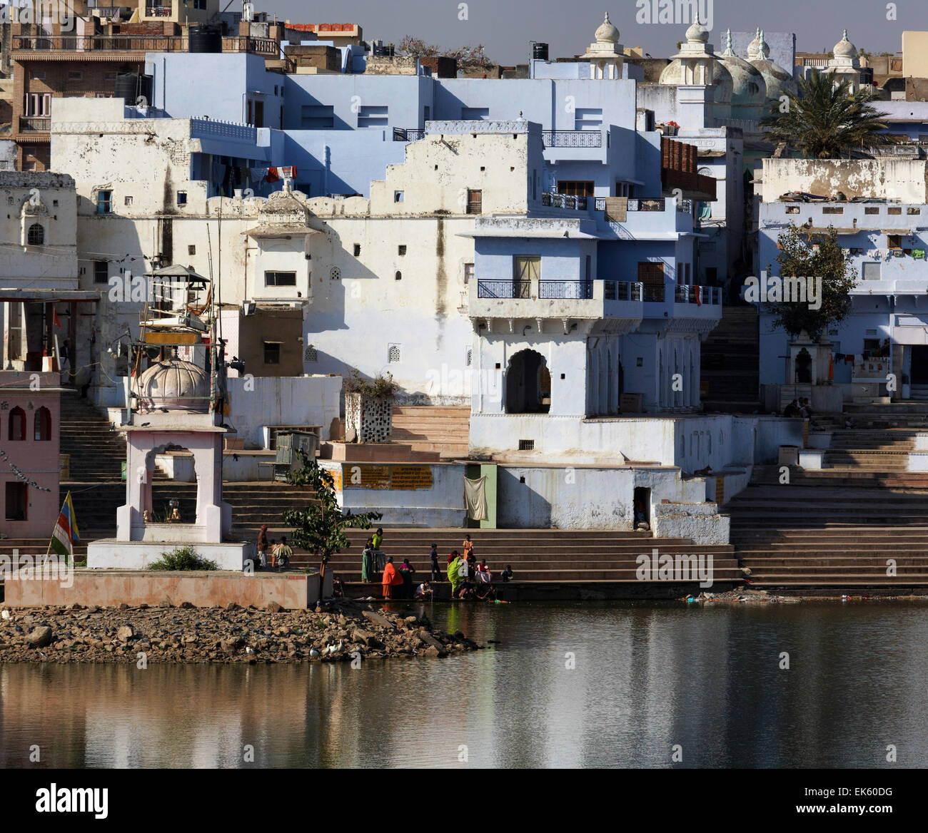 India, Rajasthan, Pushkar, indian pilgrims take a bath in the sacred ...