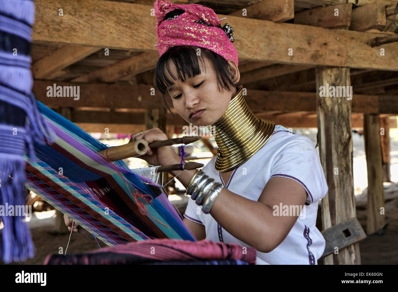 Thailand, Chiang Mai, Karen Long Neck hill tribe village (Kayan Lahwi ...