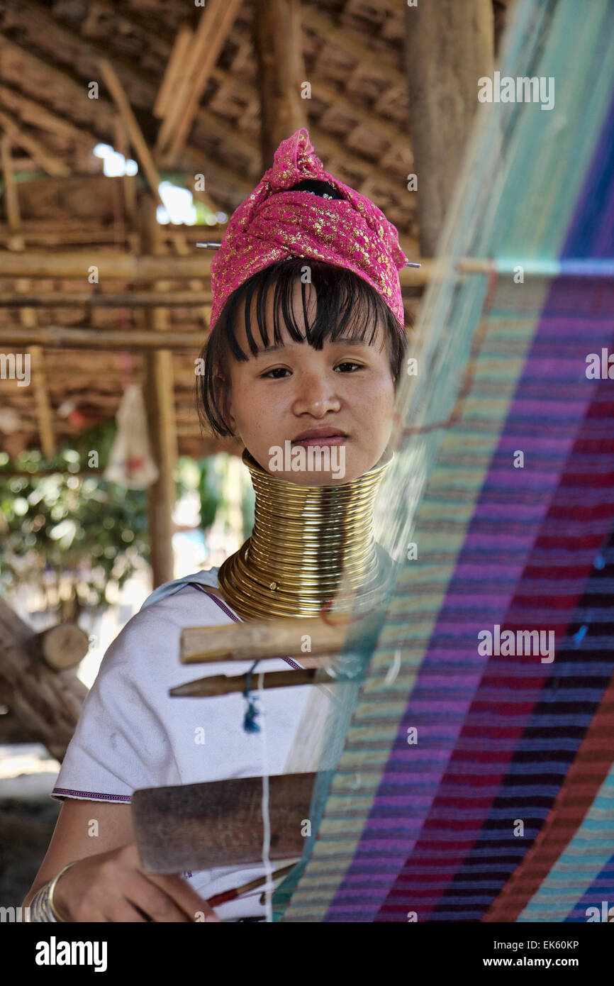 Thailand, Chang Mai, Karen Long Neck hill tribe village (Kayan Lahwi ...