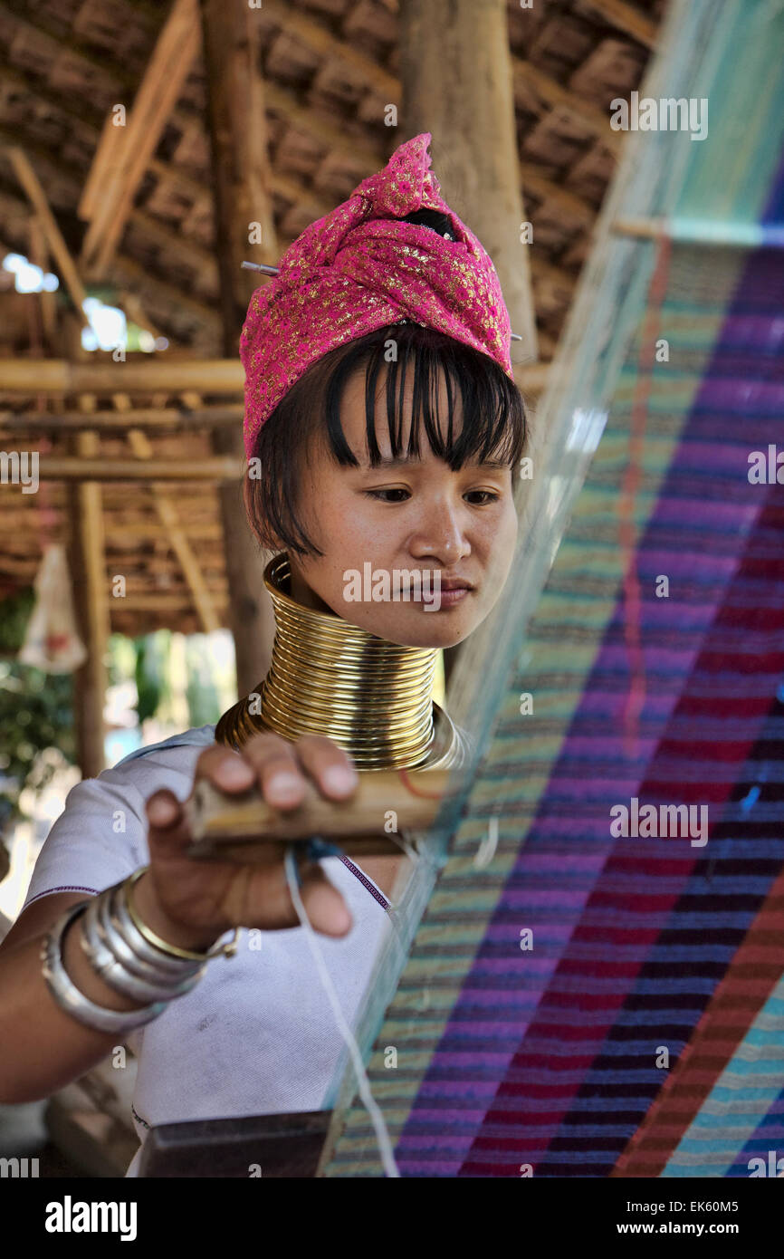 Thailand, Chang Mai, Karen Long Neck hill tribe village (Kayan Lahwi), Long Neck woman in ...