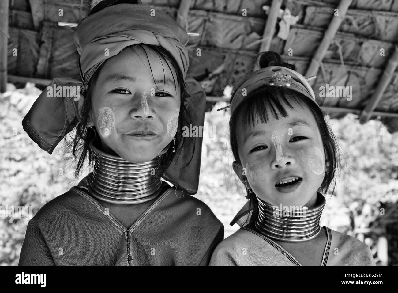 Thailand, Chiang Mai, Karen Long Neck hill tribe village (Kayan Lahwi), Long Neck young girls in ...