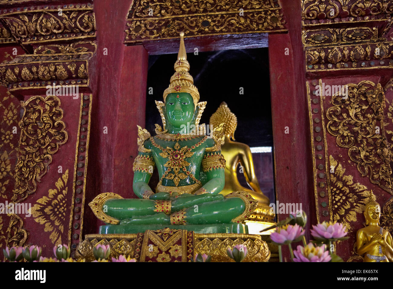 Thailand chiang mai jade buddha hi-res stock photography and images - Alamy