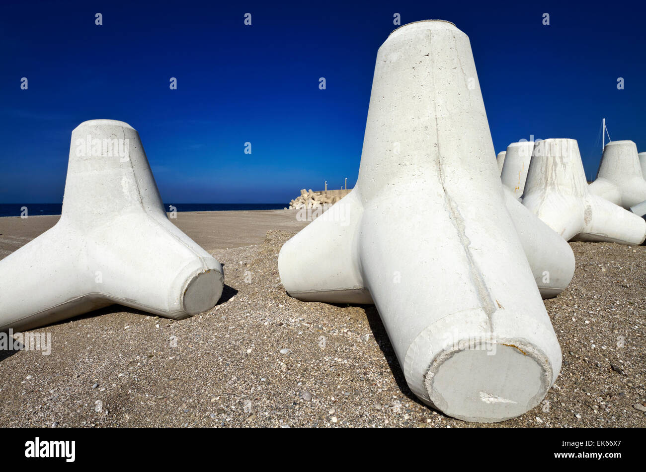 Tetra concrete block hi-res stock photography and images - Alamy