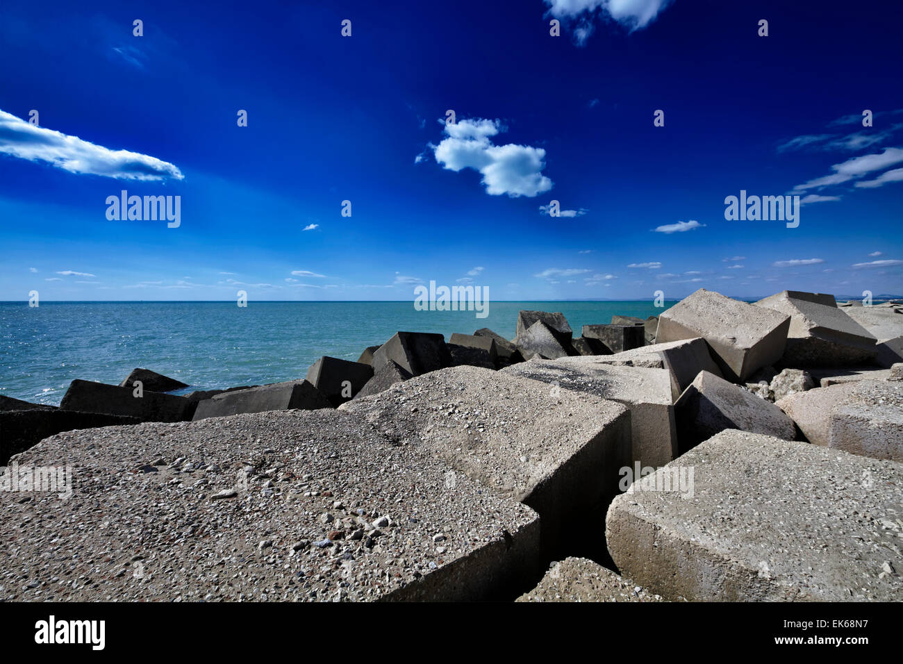 Italy sicily mediterranean sea concrete hi-res stock photography and ...