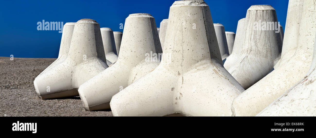 Tetra concrete block hi-res stock photography and images - Alamy